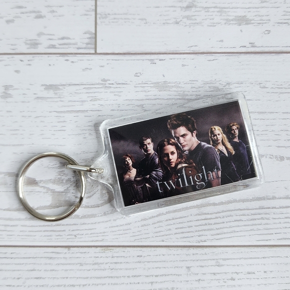 Other | Y2k Twilight Keychain Bella Edward Cullen | Poshmark